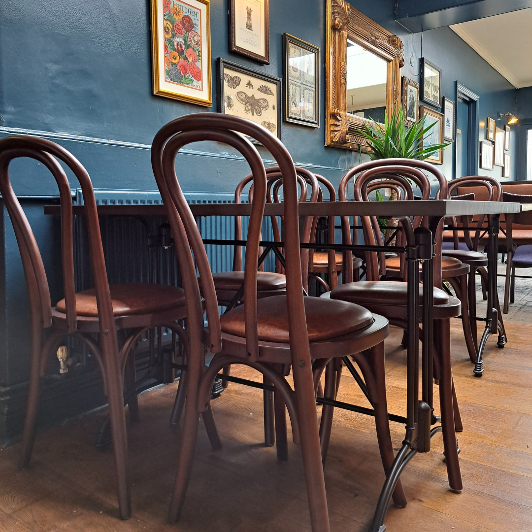Bistro Table and Chairs – Pub Stuff