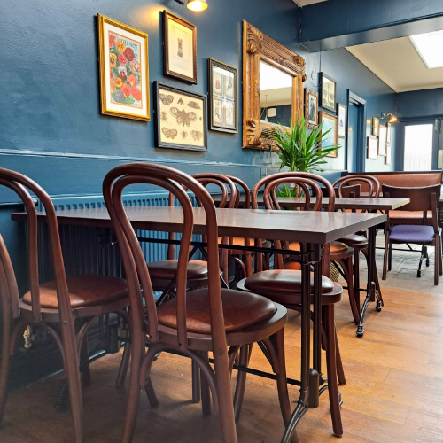 The Charm of Bistro Café Furniture: Creating Cozy and Inviting Spaces – Pub Stuff