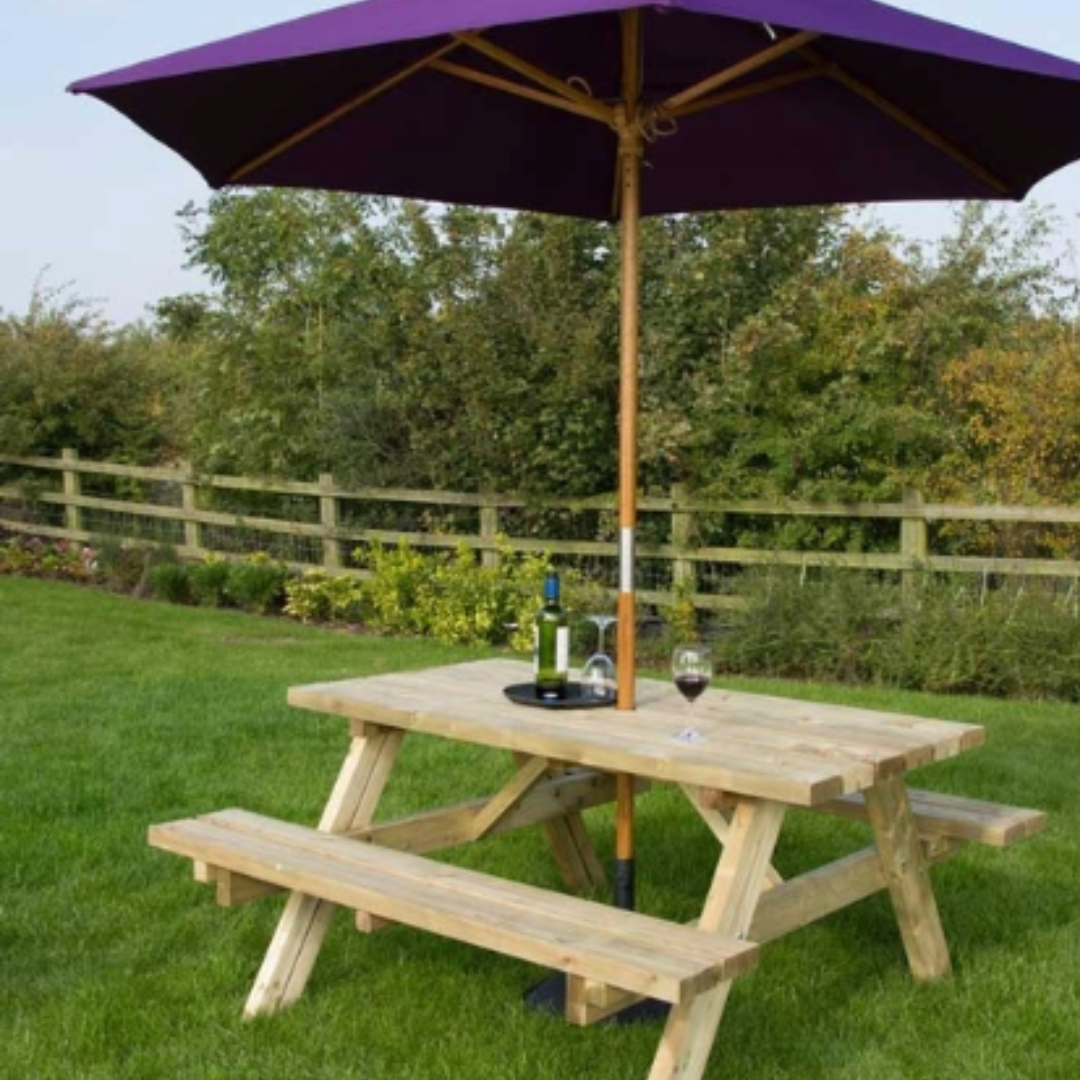 Pub Table and Chairs – Pub Stuff